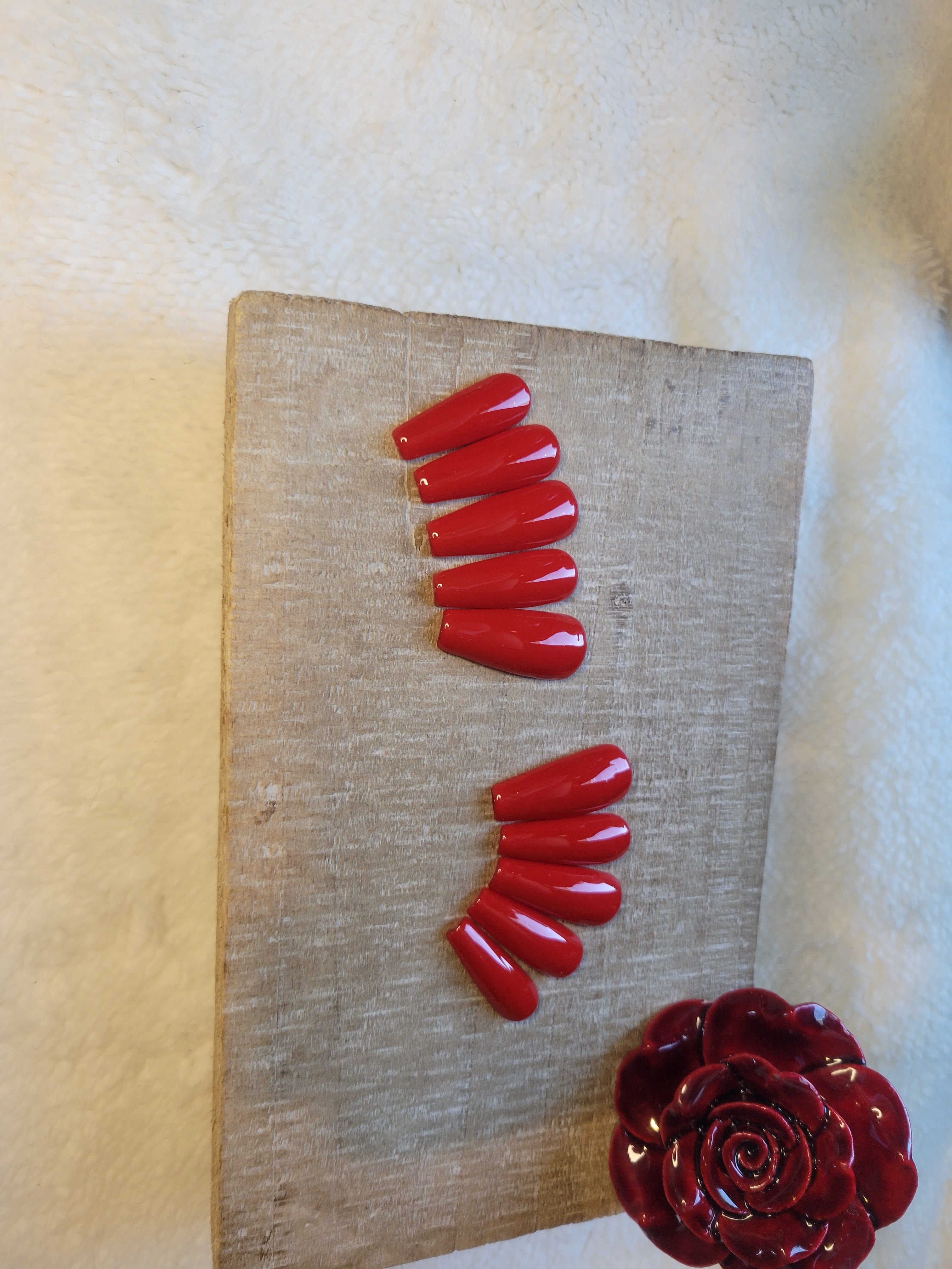 Size Chart – Royal Red Nails